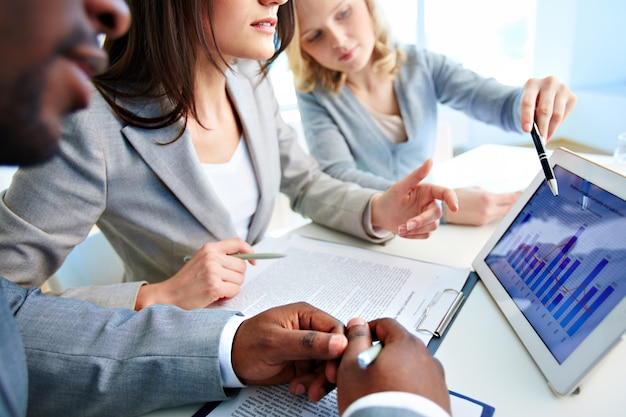 Creating the Perfect CV Template for a Benefits Manager Role