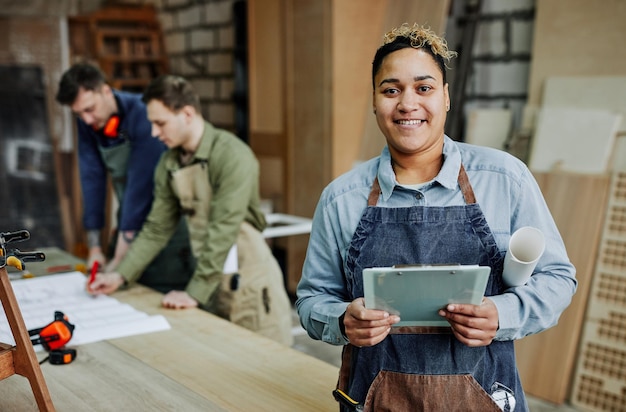 Creating an Effective CV for Entry-Level Youth Worker Positions: A ...