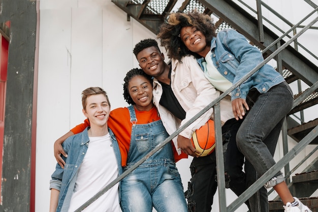 Creating an Effective CV for Entry-Level Youth Worker Positions: A ...