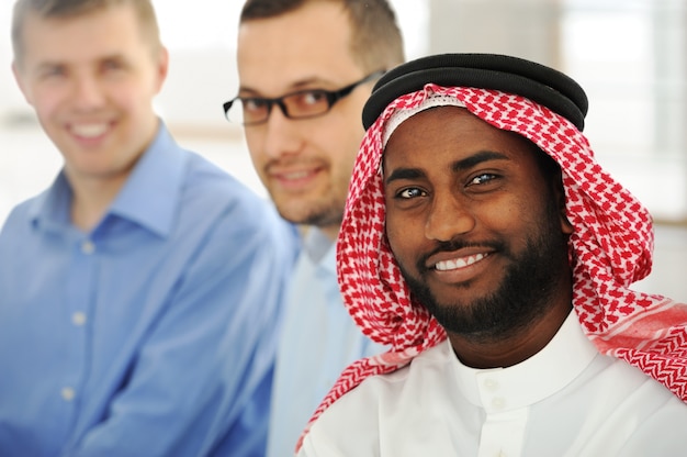 Mastering CV Writing and Job Applications in Saudi Arabia