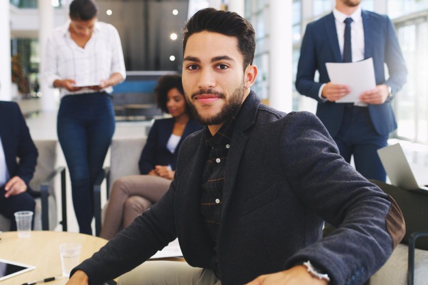 Mastering the Art of CV Writing and Job Applications in Lebanon