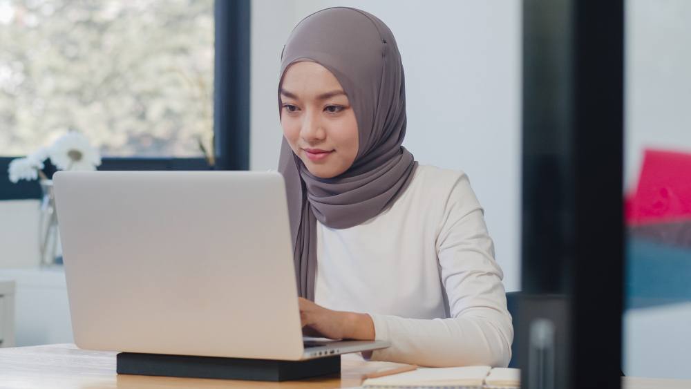 Mastering the Art of CV Writing and Job Applications in Brunei