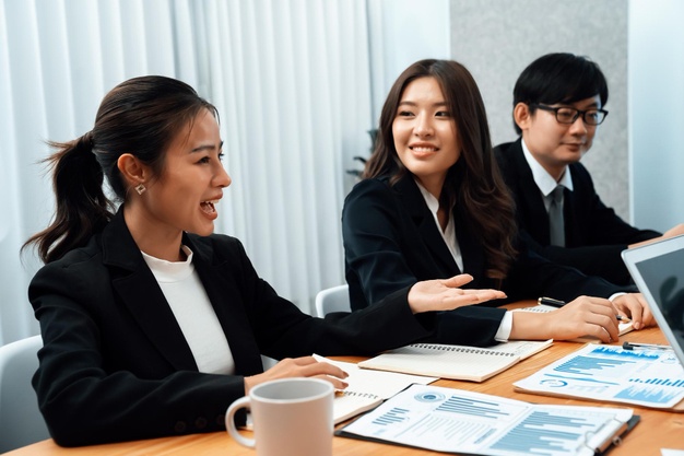 Crafting Your CV and Mastering Job Applications in Myanmar