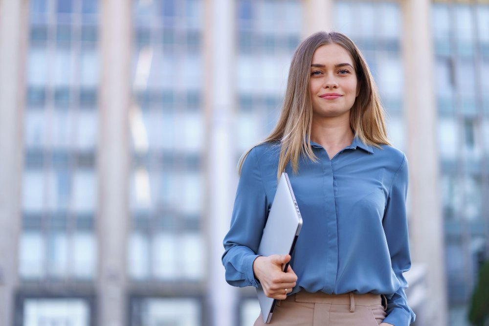 Creating an Effective CV: A Comprehensive Guide to Writing a Resume in ...