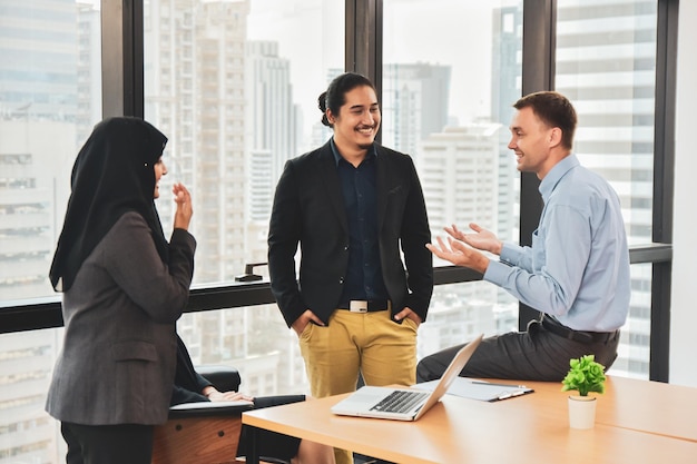 Creating and Writing a CV in Urdu: A Comprehensive Guide