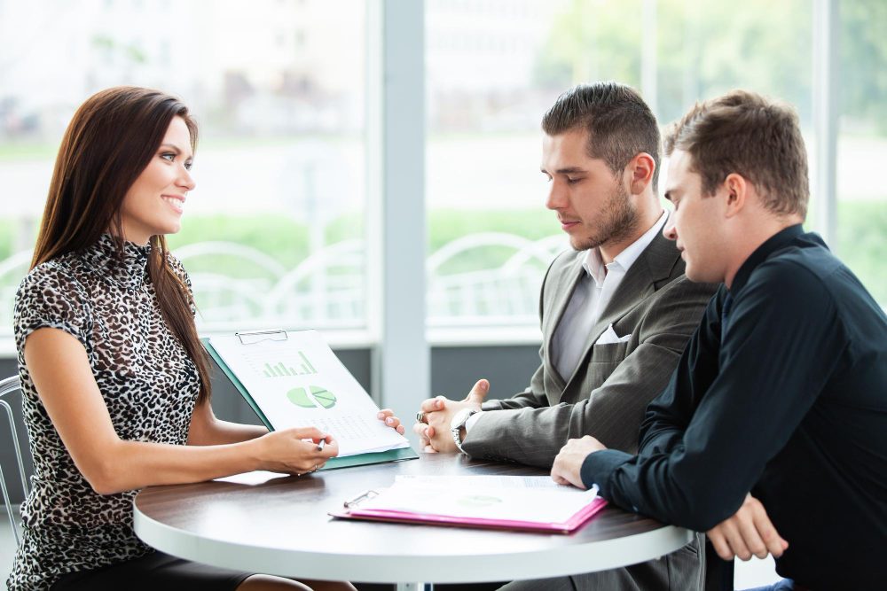 Crafting a CV: A Comprehensive Guide to Writing a Resume in Lithuanian