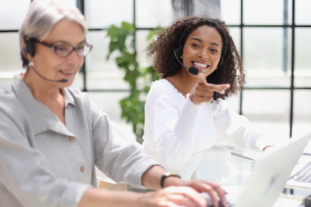 Ultimate Guide & Templates for Customer Service Liaison Cover Letter