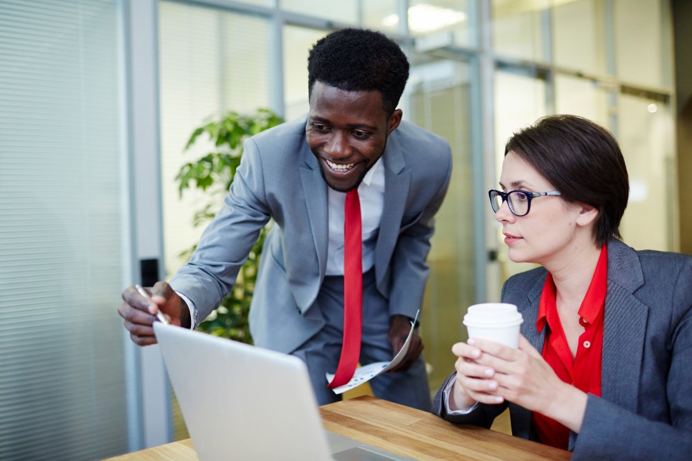 Creating a Winning CV for a Banking Center Manager Role