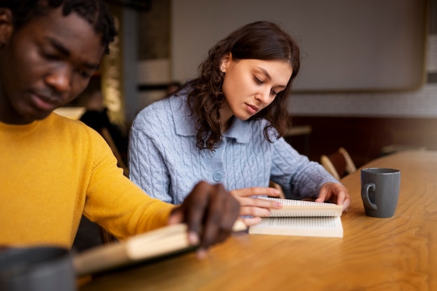 Guide & Templates for Crafting a Stellar Contributing Writer Cover Letter