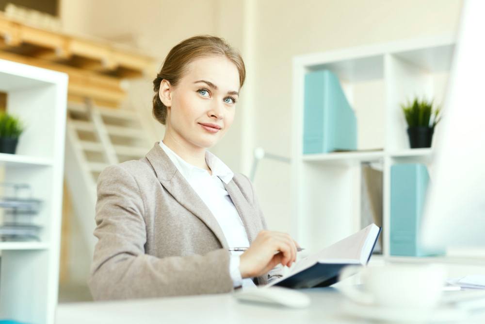 Creating a Winning CV for an Entry-Level Department Manager Position: A ...