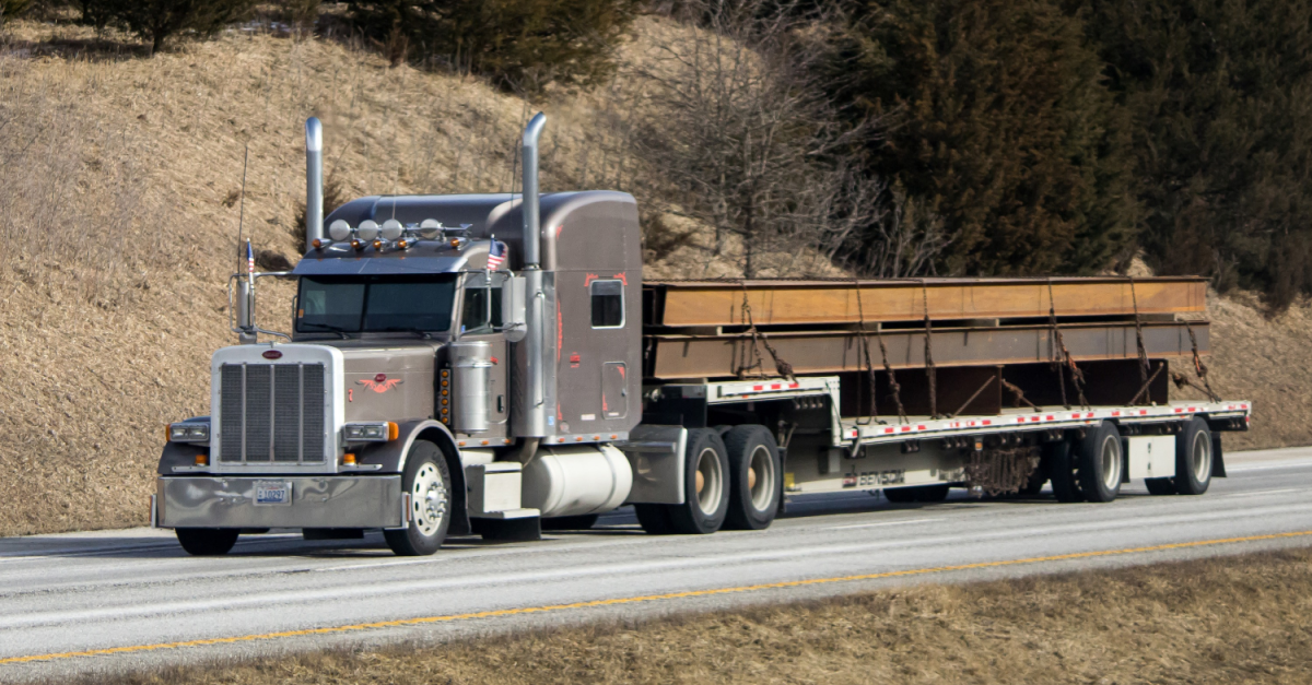 A Practical Guide to Open-Deck Freight Shipping & Trailers