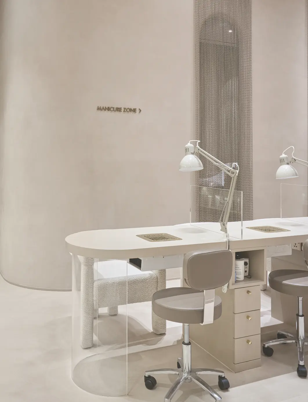 PRO Nails & Beauty Studio