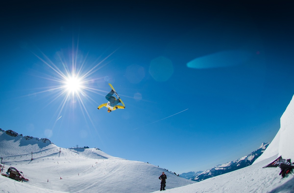 The 14 Most Adventurous Jobs in the World | Travel Blog - Smaller Earth