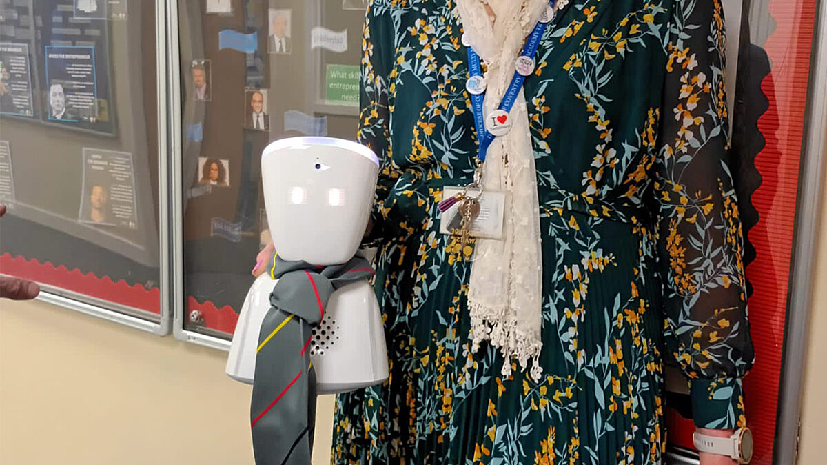 Harris Church of England Academy - AV1 by No Isolation