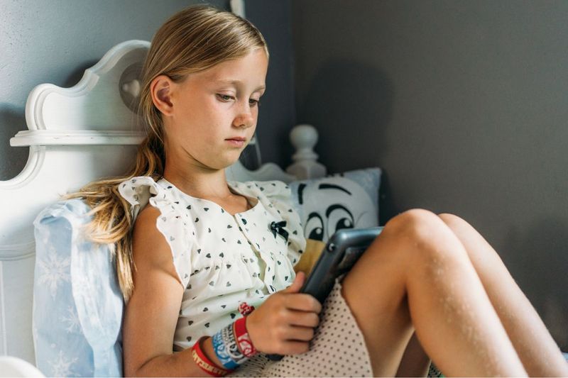 AV1 by No Isolation | Reduce school absence with AV1 telepresence robots