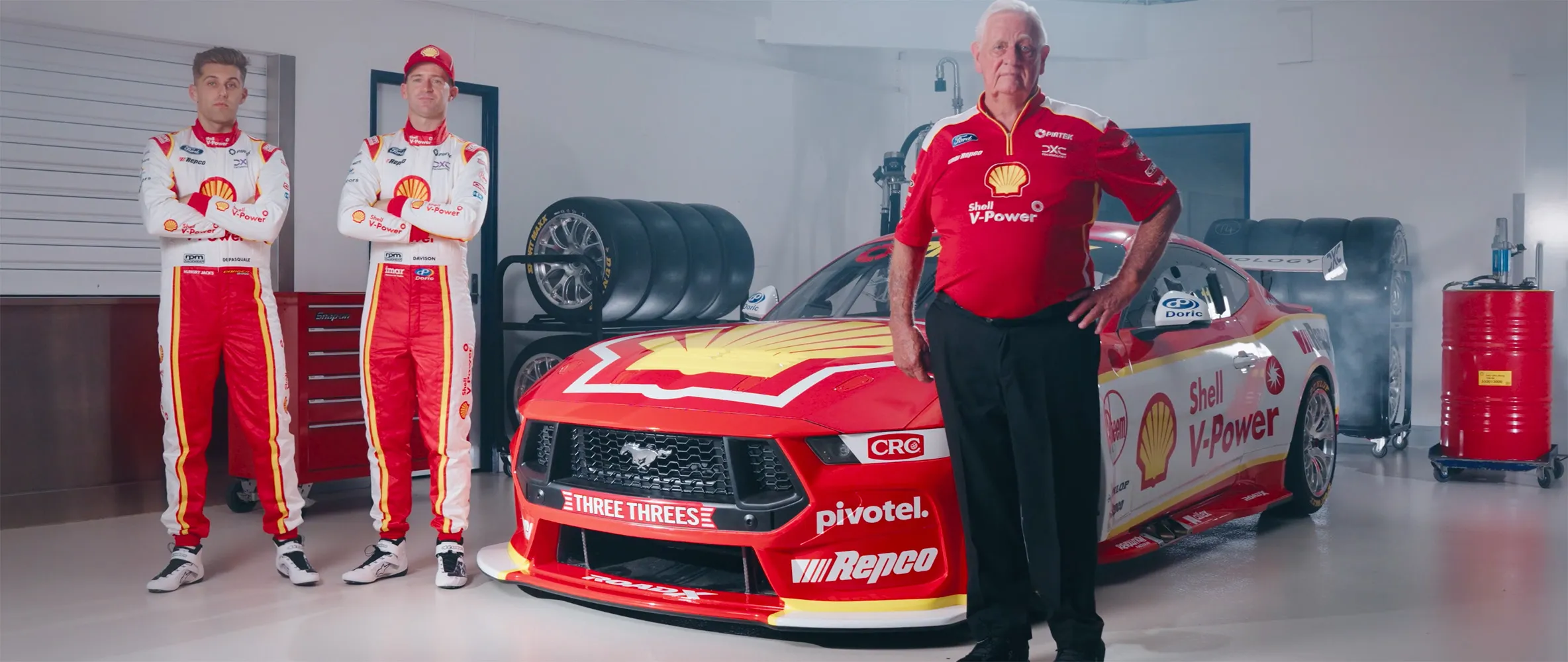 Shell V-Power Racing Team | Supercars | Dick Johnson Racing