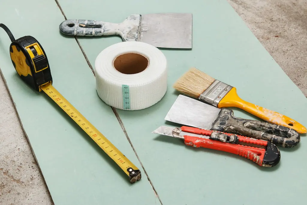 How to Repair Drywall: a Step-by-Step Guide | Oahu Pro Painters