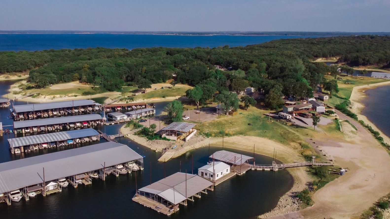 Lake Life at Little Mineral Resort & Marina on Lake Texoma - Construcfy ...