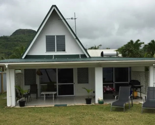 Betela Beach House: Beachfront Home/Stay in Arorangi, Rarotonga with ...