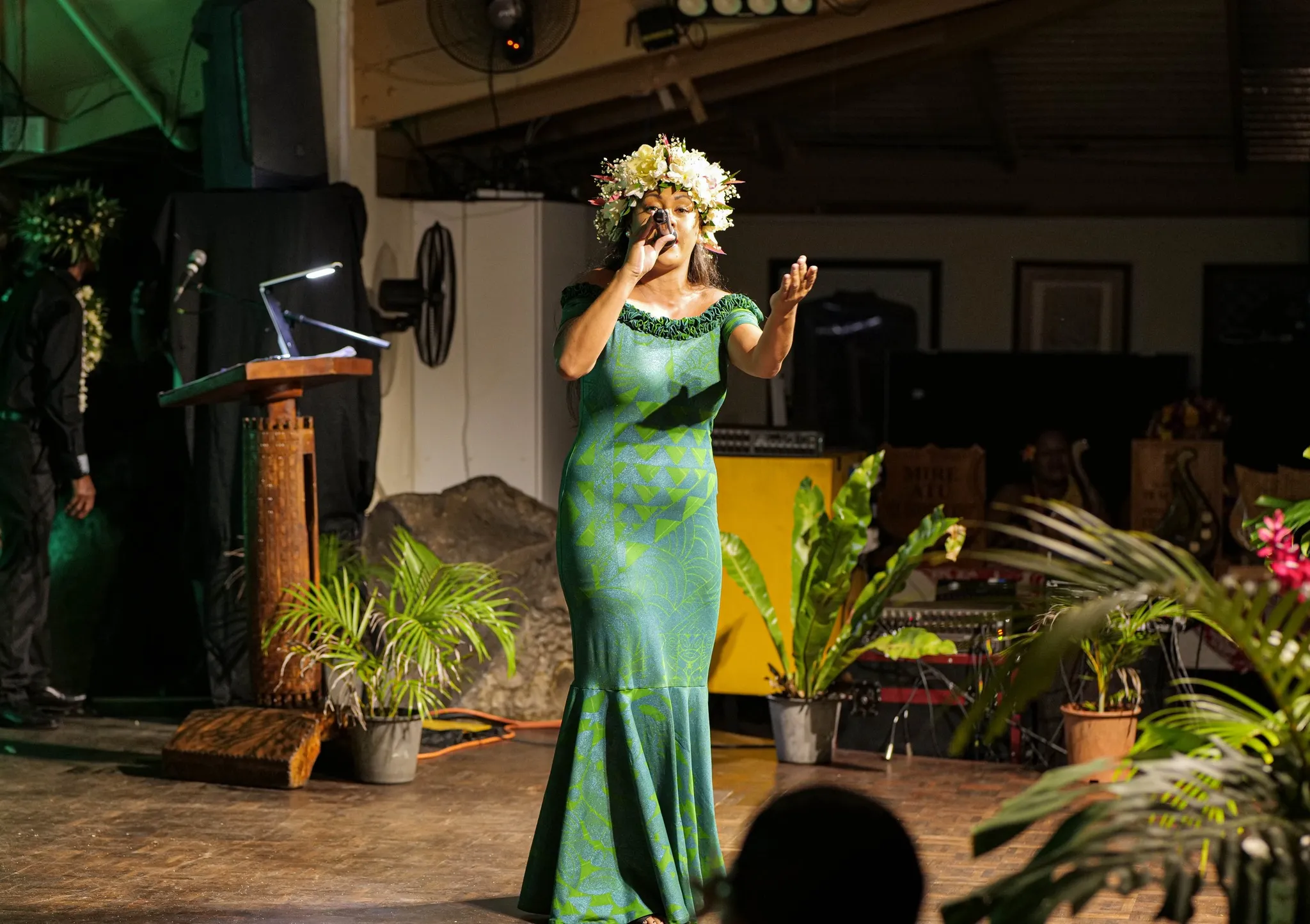 Island Night & Umukai Feast at The Edgewater Resort & Spa: A Cultural ...
