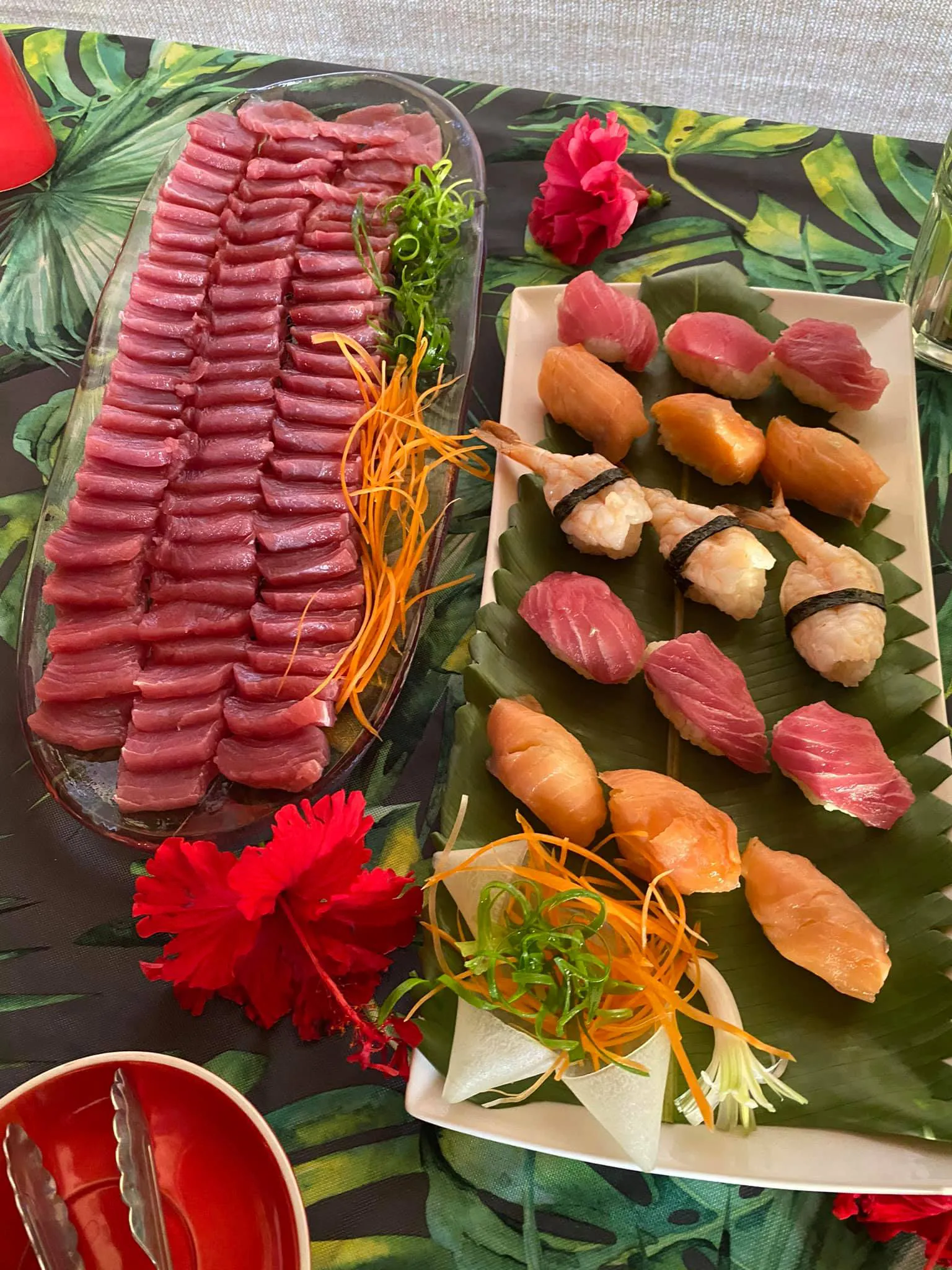 Waterline Restaurant & Beach Bar: Beachfront Dining in Arorangi ...