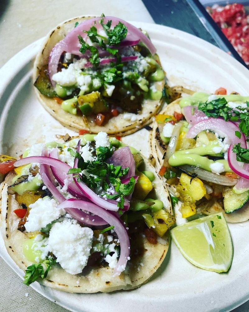 R&B Tacos and Grill: Homepage