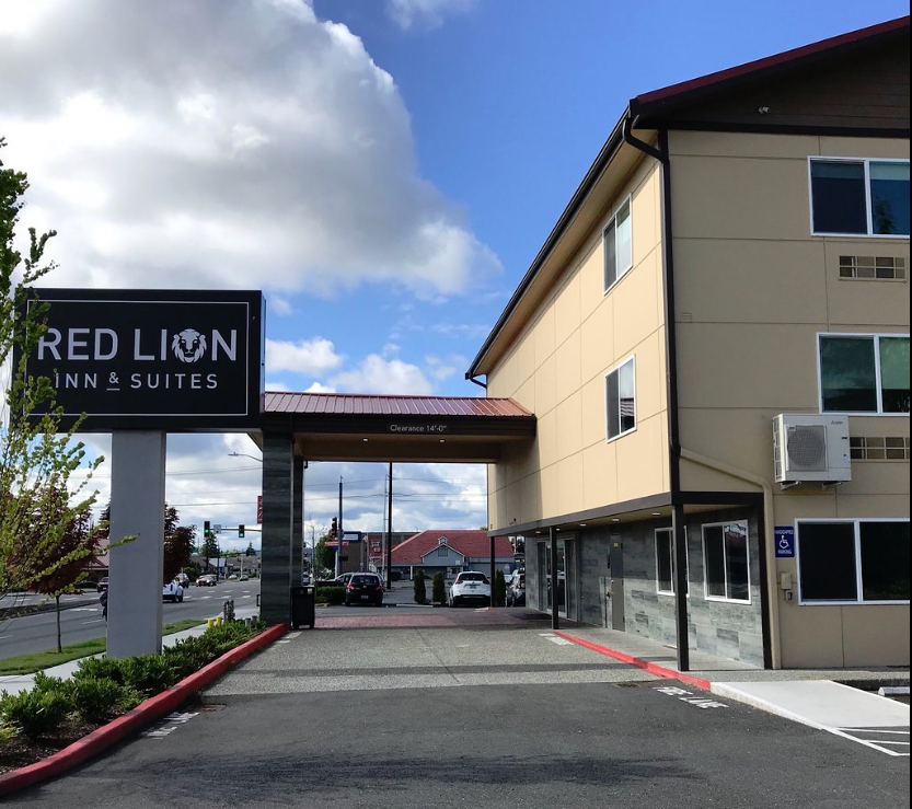 IHB Architects - Red Lion Hotel Exterior Rennovation
