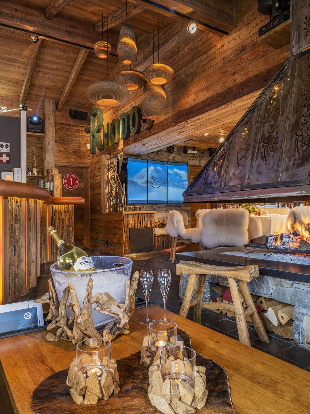 Restaurant Les Rhodos et bar lounge La Serraz - La Clusaz