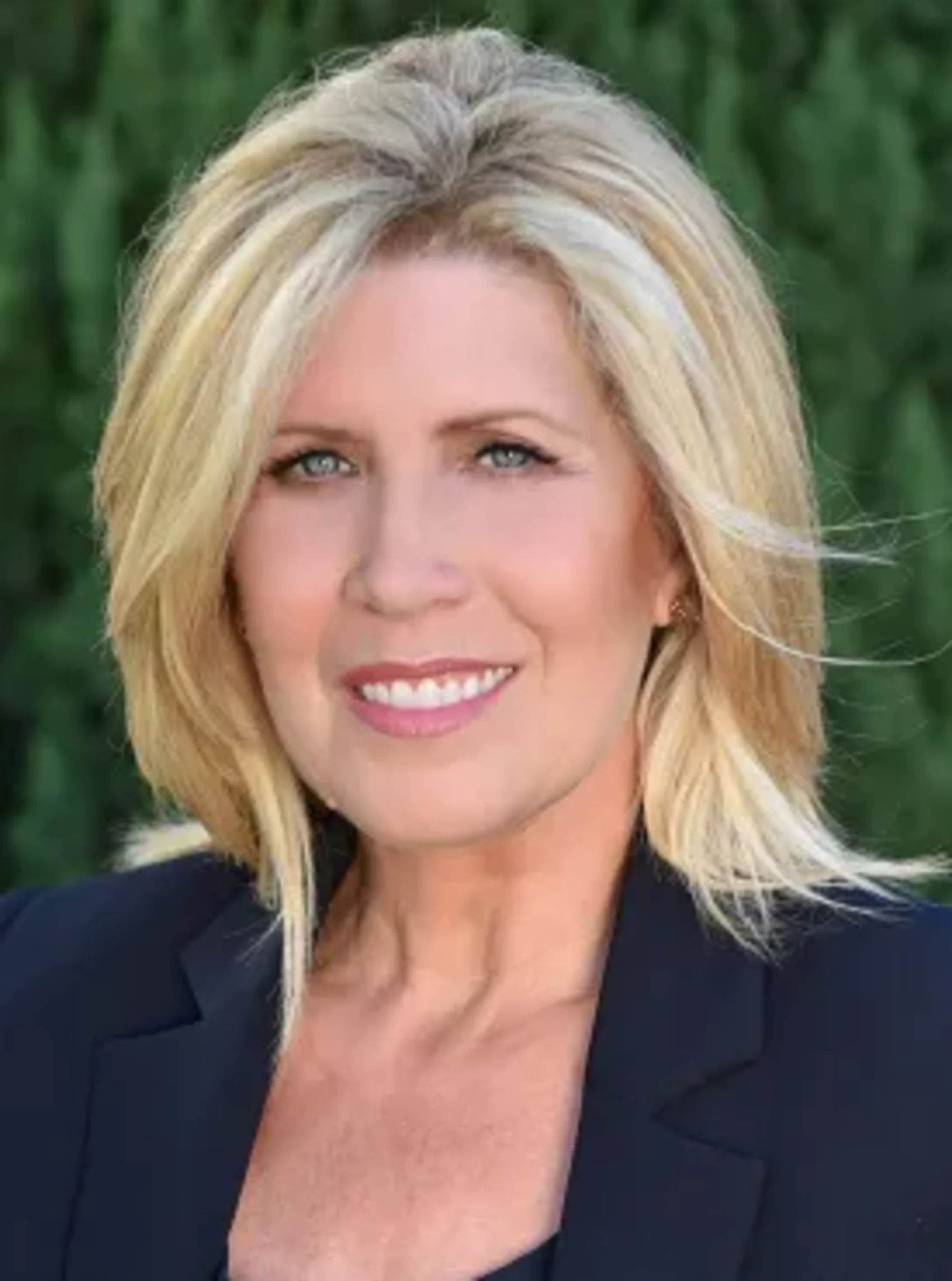 Jennifer Surette | Fortune Management