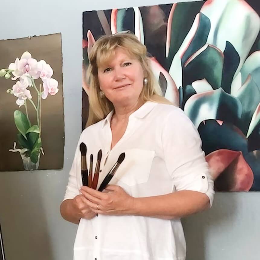 Create and sell digital downloads on Teachable