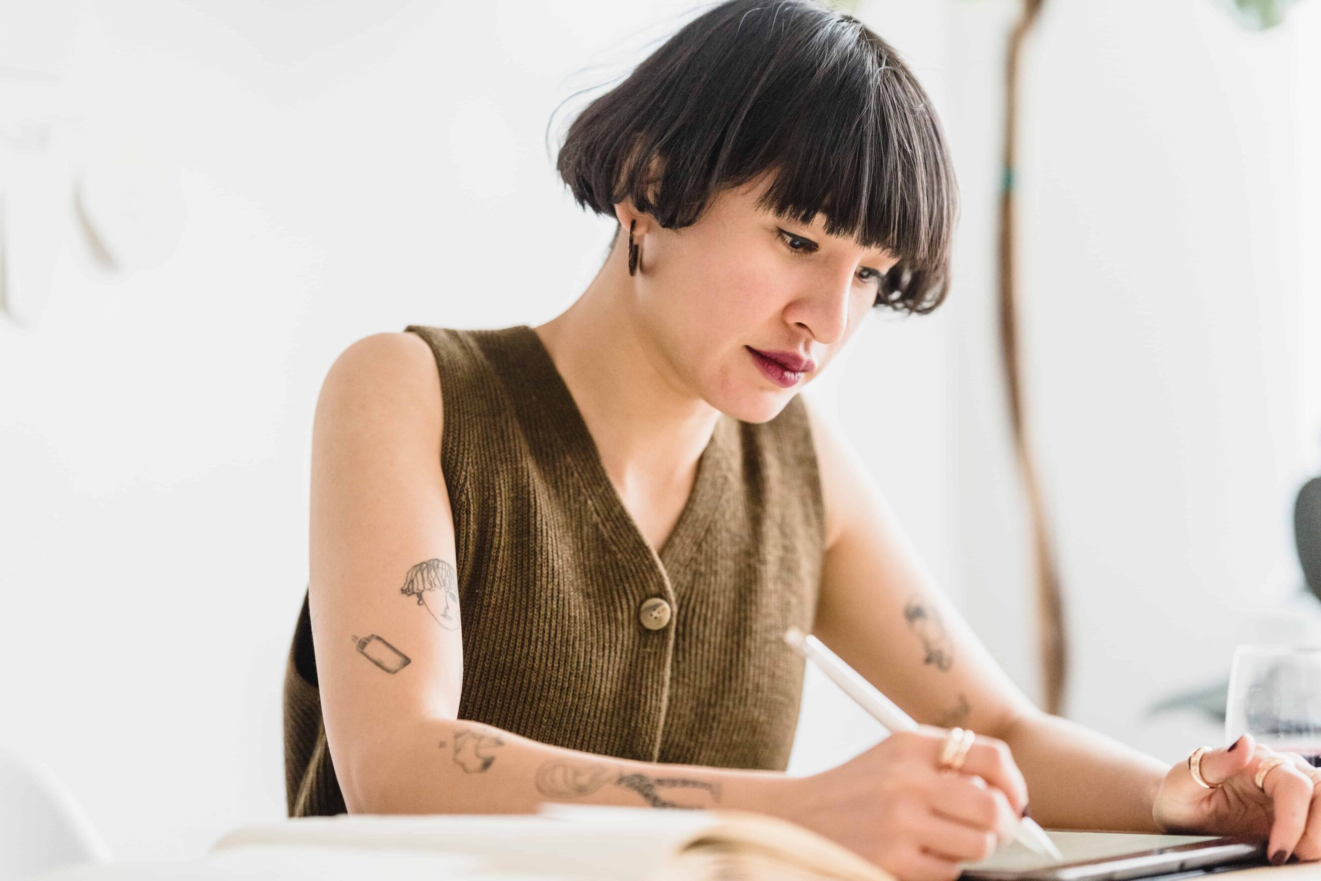 How to Create Digital Downloads to Sell [Expert Tips]