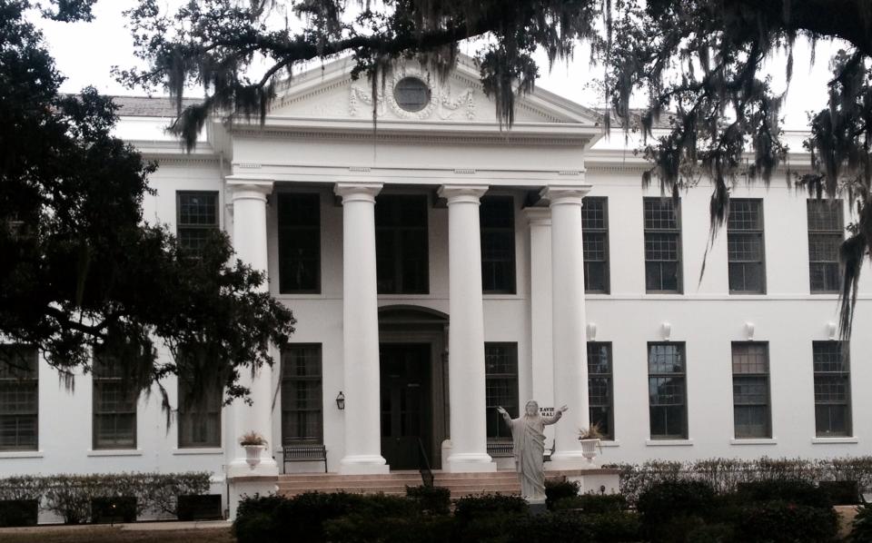 Manresa House of Retreats - Jesuit retreat center in Louisiana