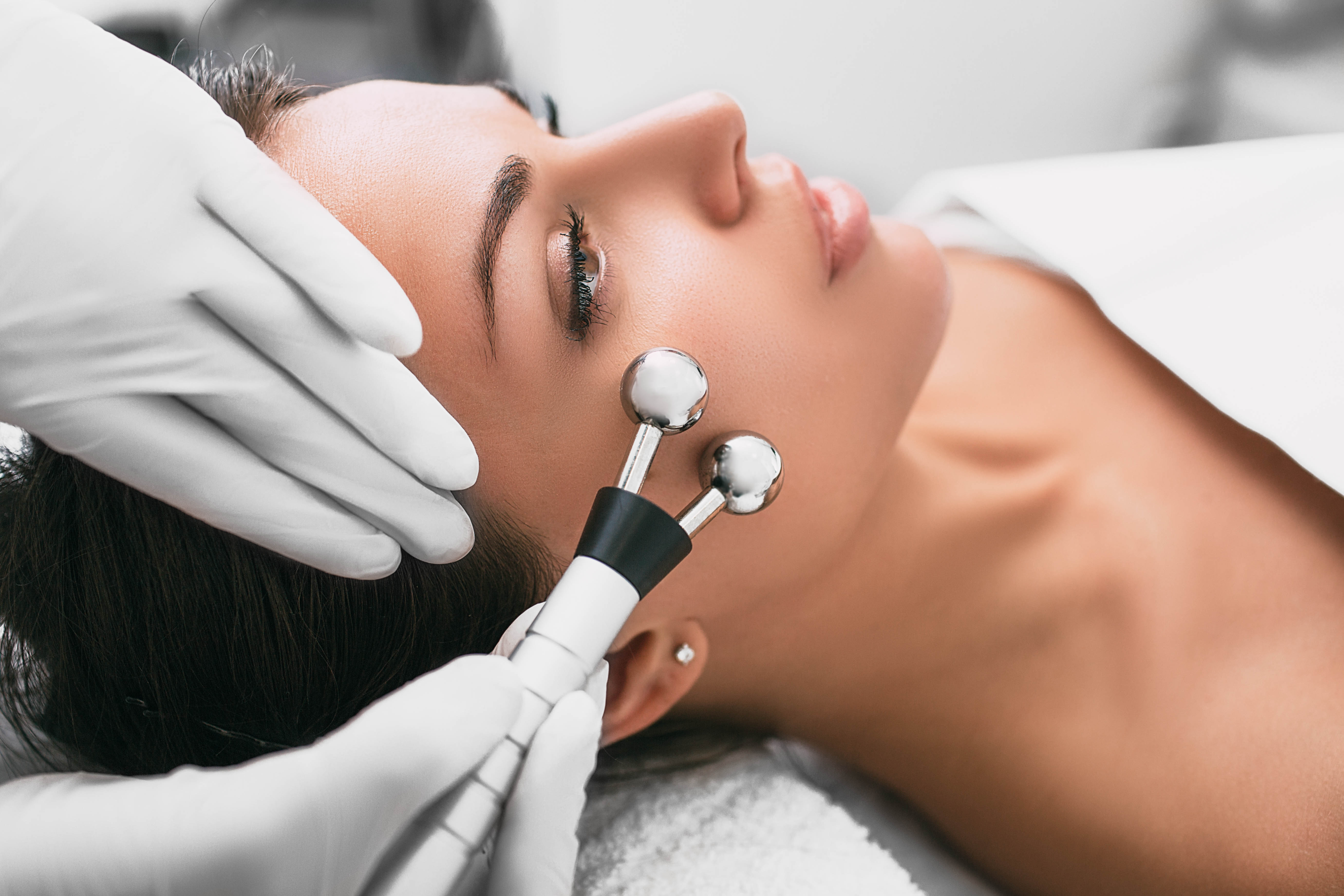The Science Behind Microcurrent Facials