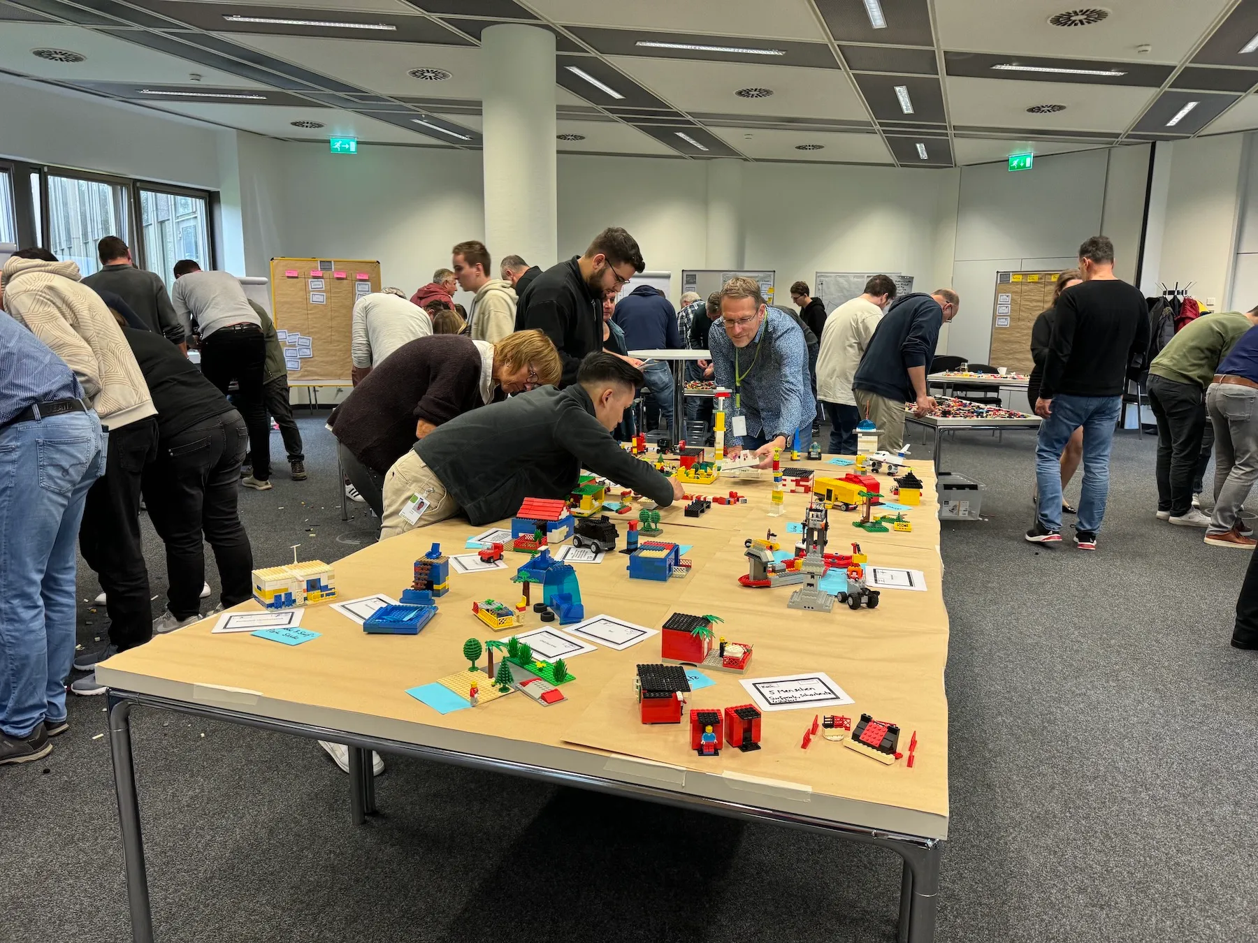WORKSHOP CUBE | LEGO® Workshops | Playing to Win