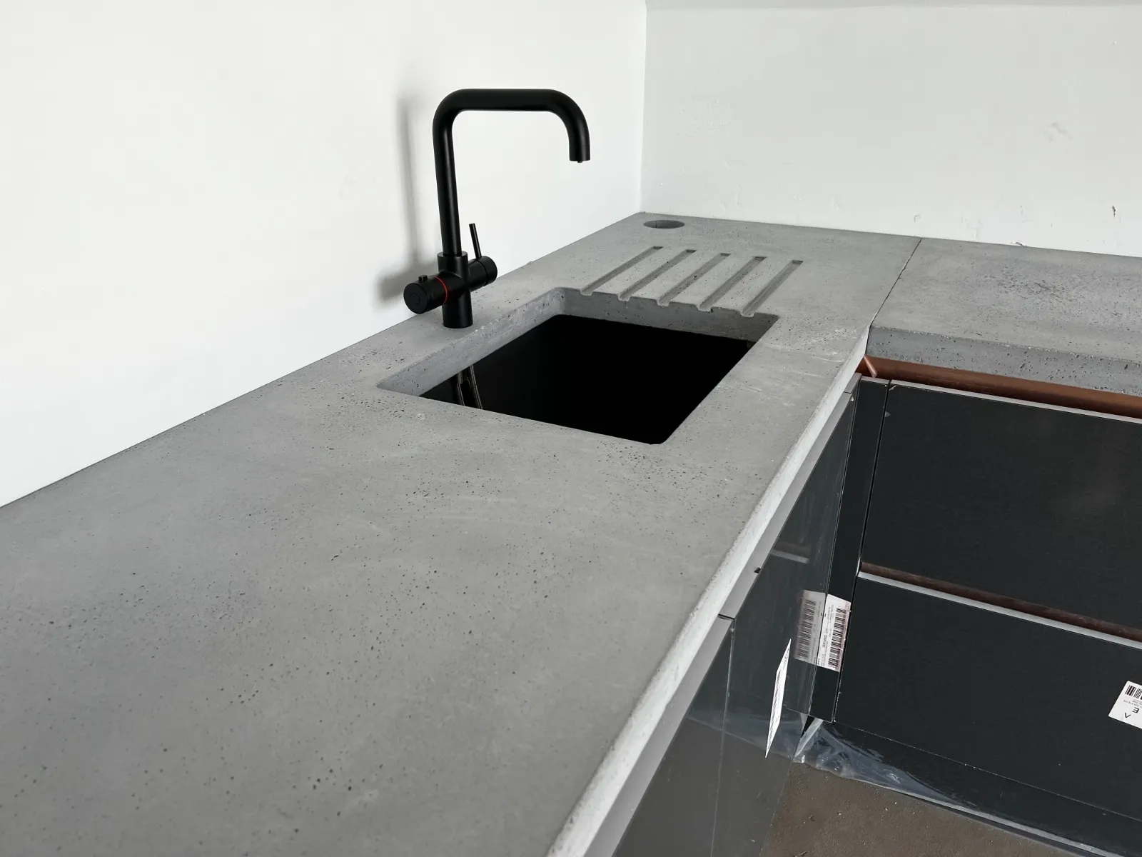 Concrete worktops & countertops - Fully customised, 5 stars rated