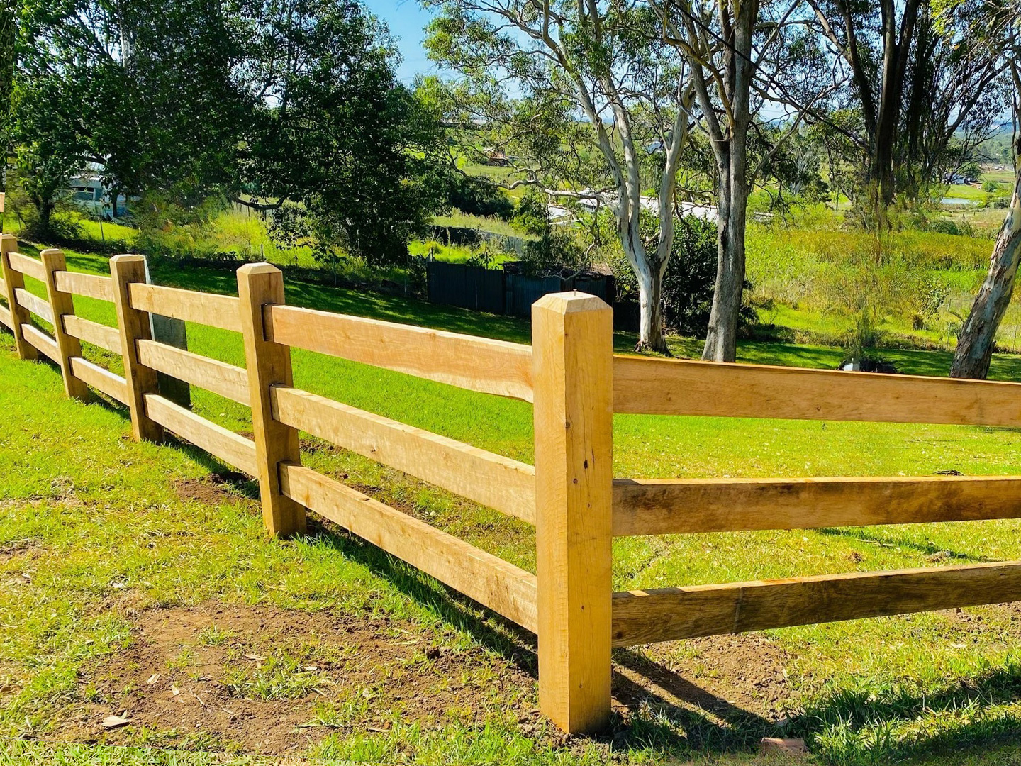 Mortised Post & Rail Fencing - Archix