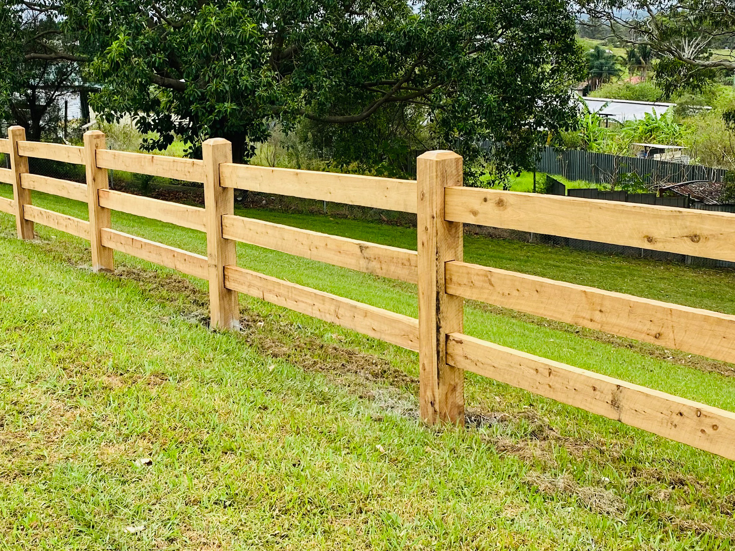 Mortised Post & Rail Fencing - Archix
