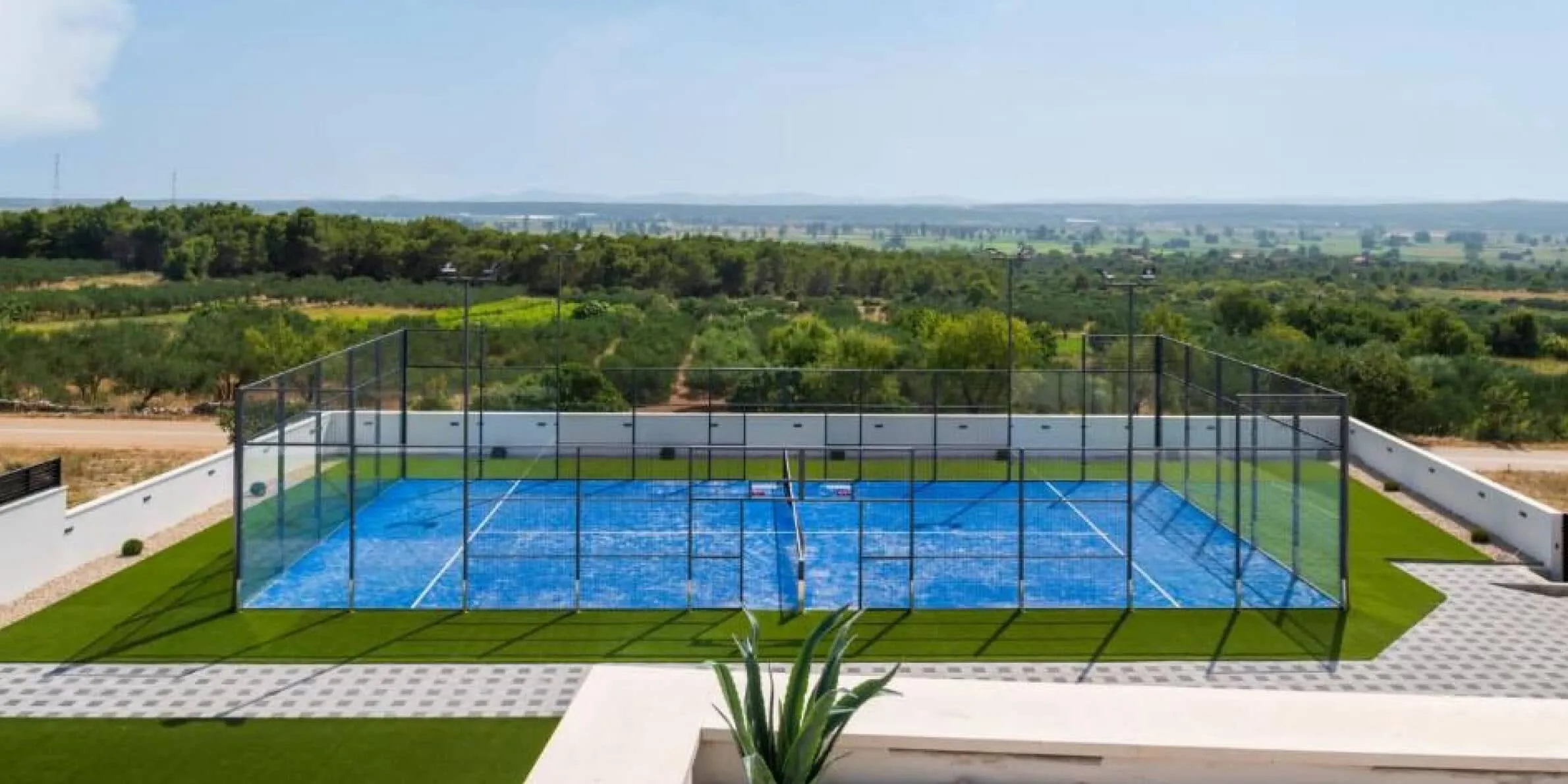 We build your padel court | Padel4yu - biggest on the balkan in padel