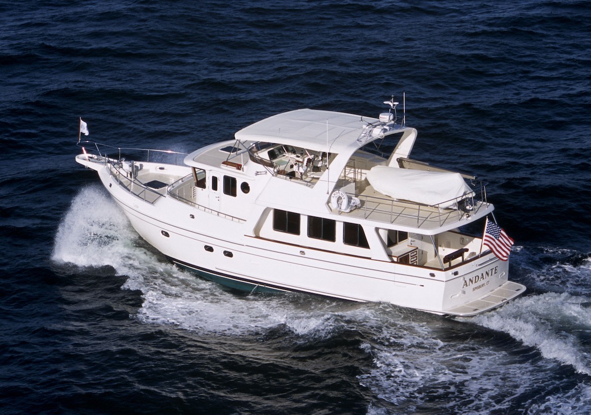 50 Foot Motor Yacht | Classic 54 - Selene Yachts
