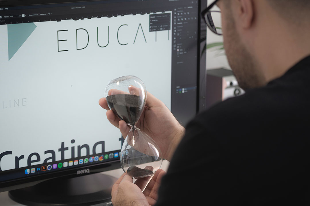 CleanFolio — How To Change Text Orientation With CSS