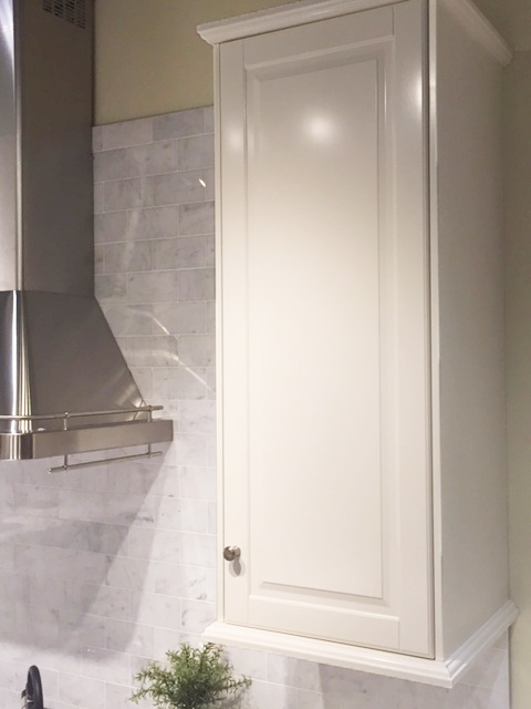 Transitional kitchen cabinet style – Ikan Installations