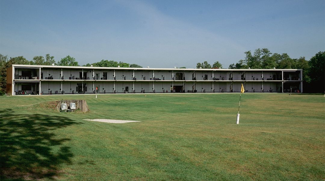 Toptracer Driving Range | Golf Academy in Surrey