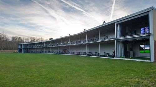 Toptracer Driving Range | Golf Academy in Surrey