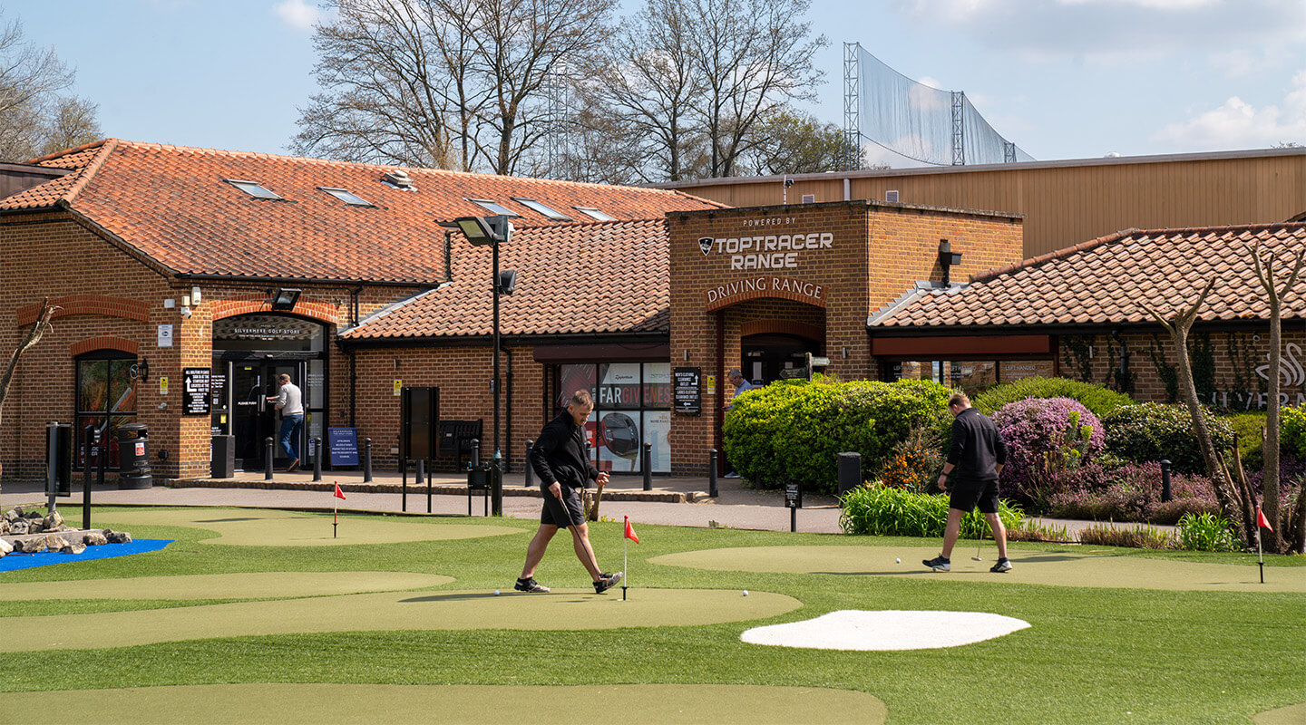 Golf Practice Areas | Driving, Chipping & Putting in Surrey