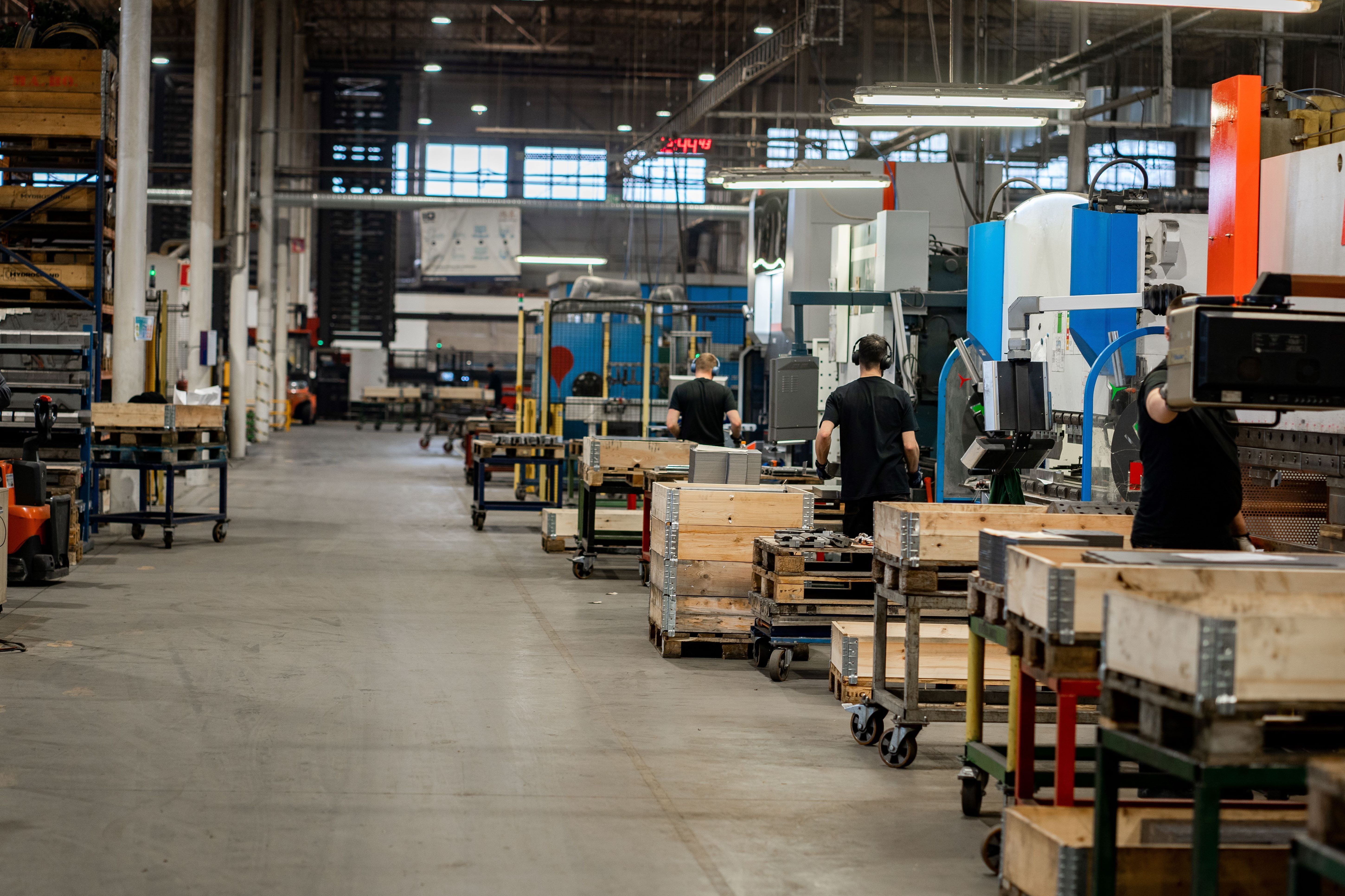 Partnership manufacturing - IQ Metal focus on local service and global ...