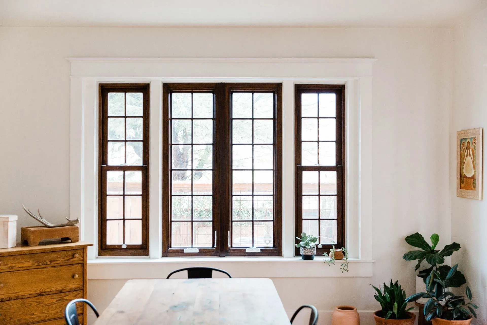 We Ranked the 5 Best Window Material Options