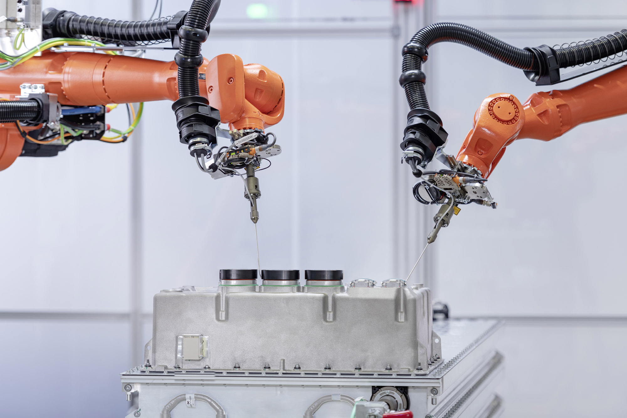 TeSys > Solution > Battery Test Bench