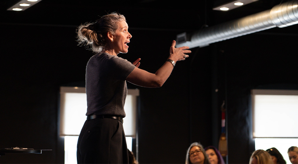 HEROIC | S2E115 | Amy Port on Writing and Performing a Killer Keynote ...