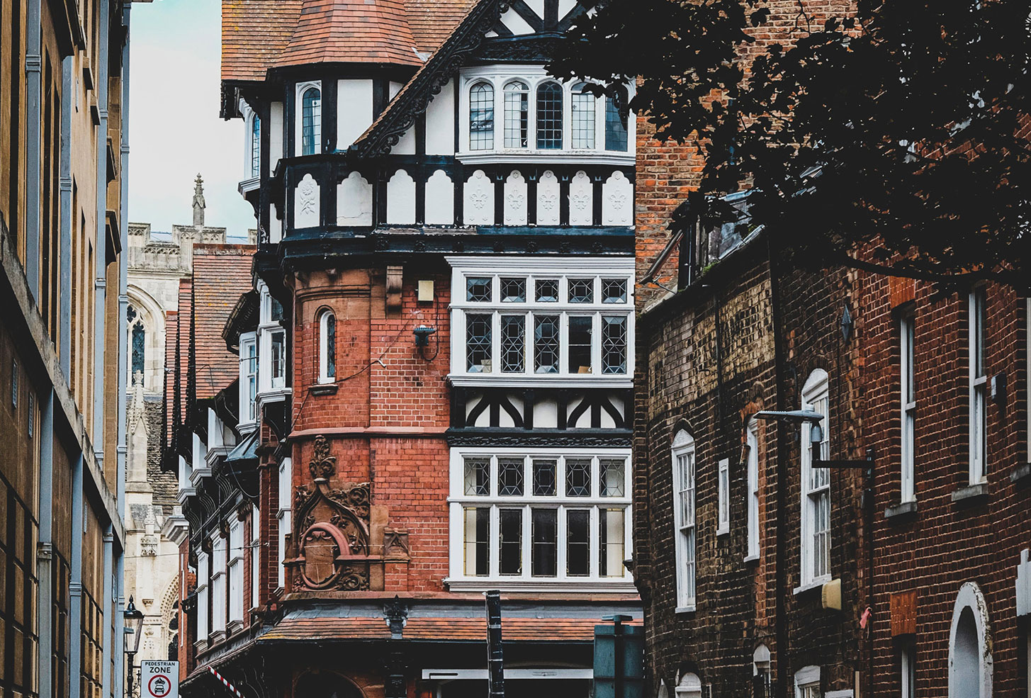 Niveau B2 Anglais : Tout Savoir sur le Niveau Avancé | Anglify