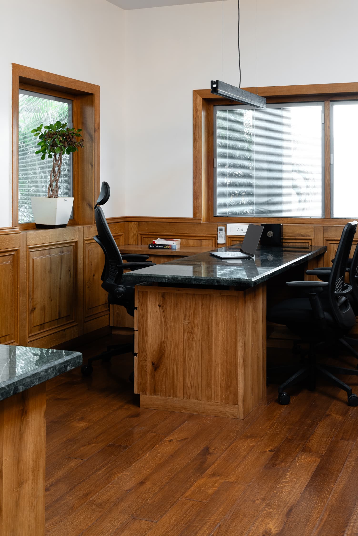 Wooden Office | Pierro